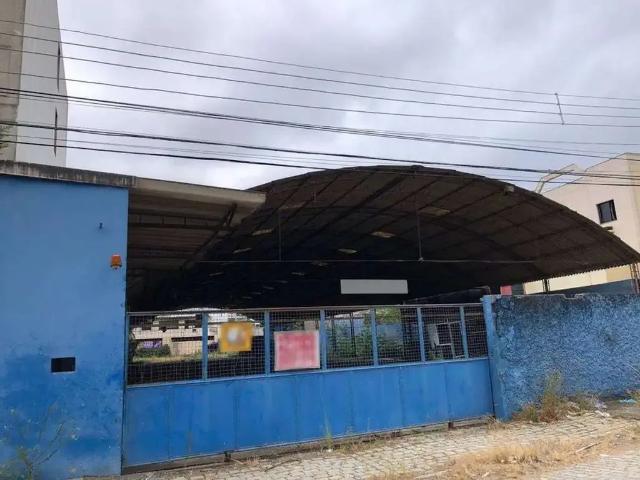Galpão / Depósito para Locação em Campos dos Goytacazes/RJ Centro
