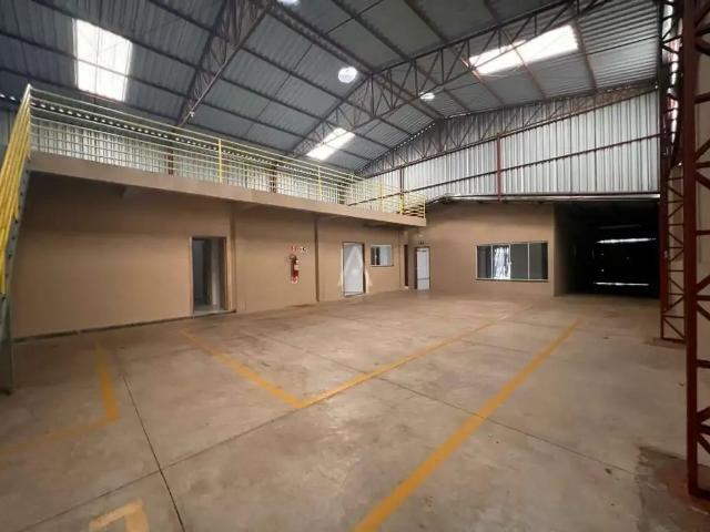 Galpão / Depósito para Locação em Cascavel/PR Coqueiral
