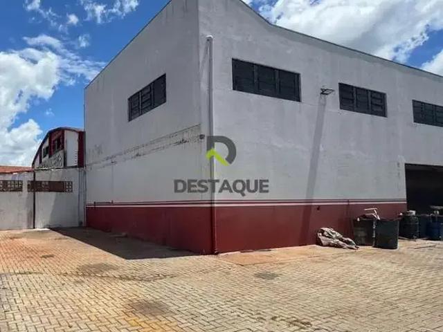 Galpão / Depósito para Locação em Cascavel/PR Maria Luiza
