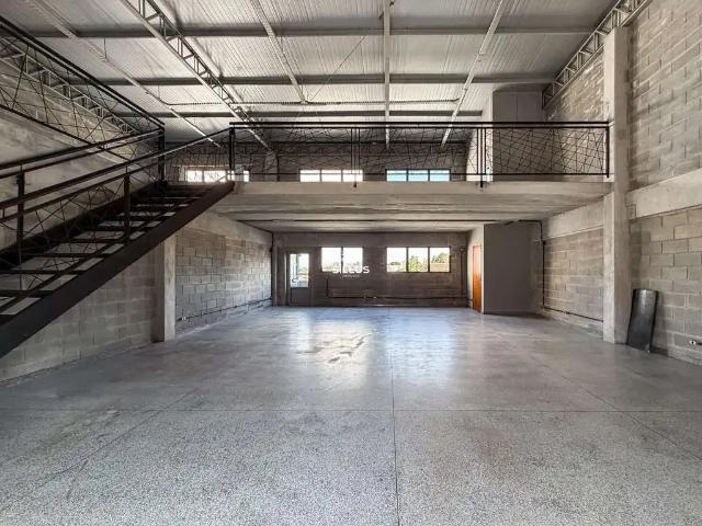 Galpão / Depósito para Locação em Curitiba/PR Rebouças