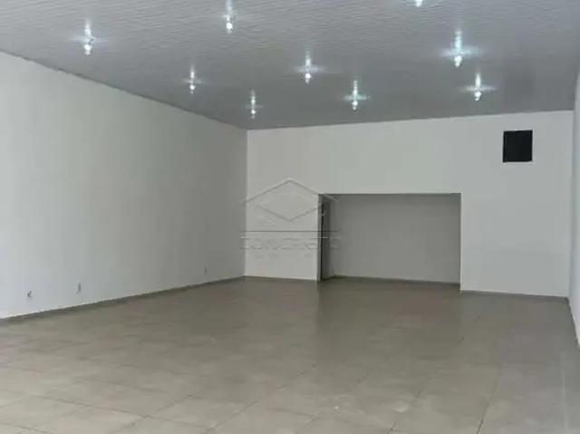 Galpão / Depósito para Locação em Agudos/SP Centro