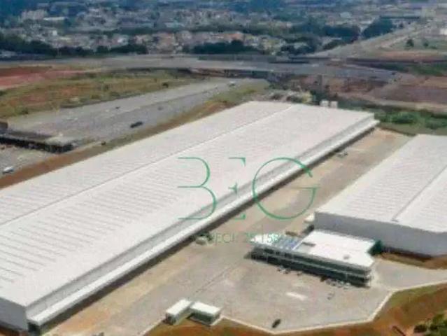 Galpão / Depósito para Locação em Arujá/SP Portão