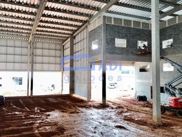 Galpão / Depósito para Locação em Arujá/SP Portão