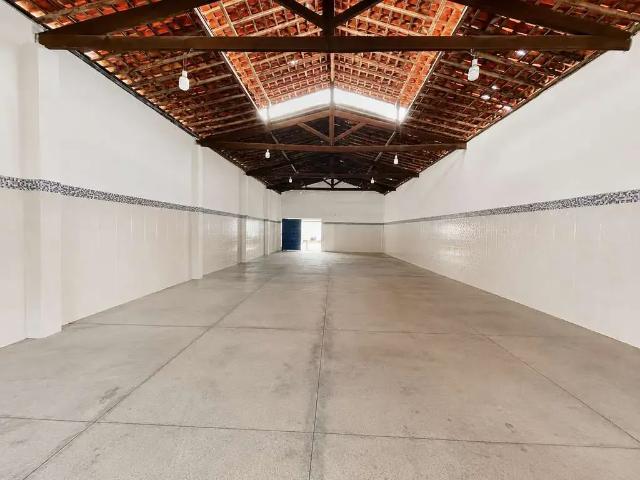 Galpão / Depósito para Locação em Aracaju/SE Industrial
