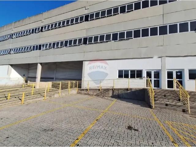 Galpão / Depósito para Locação em Atibaia/SP Rio Abaixo