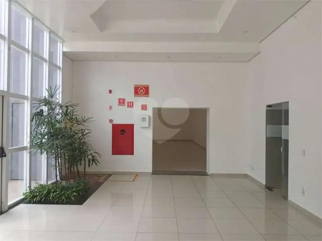 Galpão / Depósito para Locação em Atibaia/SP Vila Salles