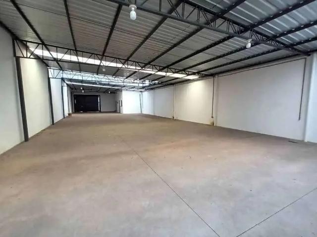 Galpão / Depósito para Locação em Bauru/SP Centro 1 Quartos