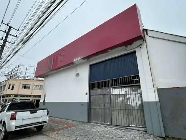 Galpão / Depósito para Locação em Balneário Camboriú/SC Centro