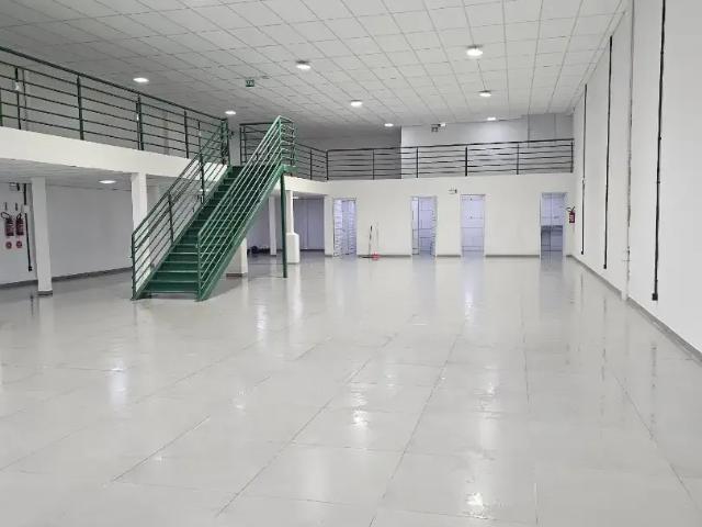 Galpão / Depósito para Locação em Balneário Piçarras/SC Centro