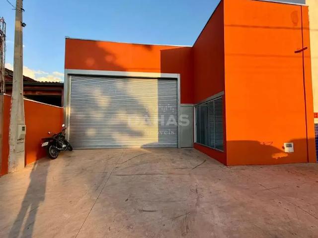 Galpão / Depósito para Locação em Barretos/SP Centro 2 Quartos