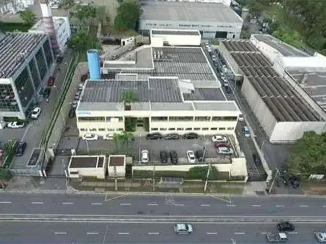 Galpão / Depósito para Locação em Barueri/SP Alphaville Centro Industrial e Empresarial/Alphaville