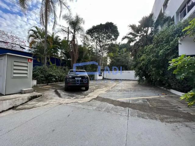 Galpão / Depósito para Locação em Barueri/SP Alphaville Empresarial
