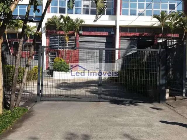 Galpão / Depósito para Locação em Barueri/SP Alphaville Industrial