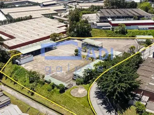 Galpão / Depósito para Locação em Barueri/SP Jardim Itaquiti