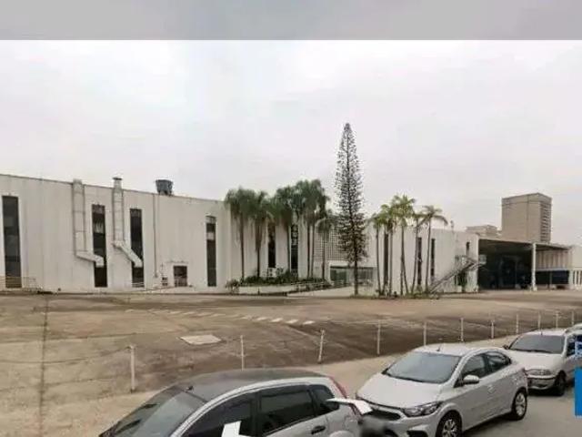 Galpão / Depósito para Locação em Barueri/SP Tamboré
