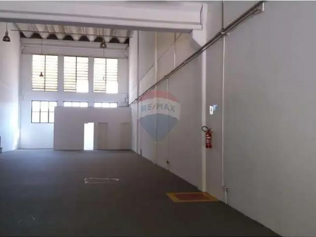 Galpão / Depósito para Locação em Barueri/SP Tamboré