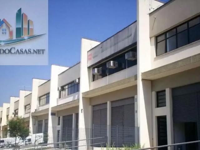 Galpão / Depósito para Locação em Barueri/SP Tamboré