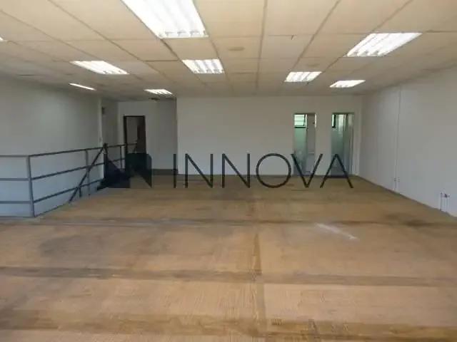 Galpão / Depósito para Locação em Barueri/SP Tamboré