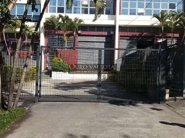 Galpão / Depósito para Locação em Barueri/SP Tamboré