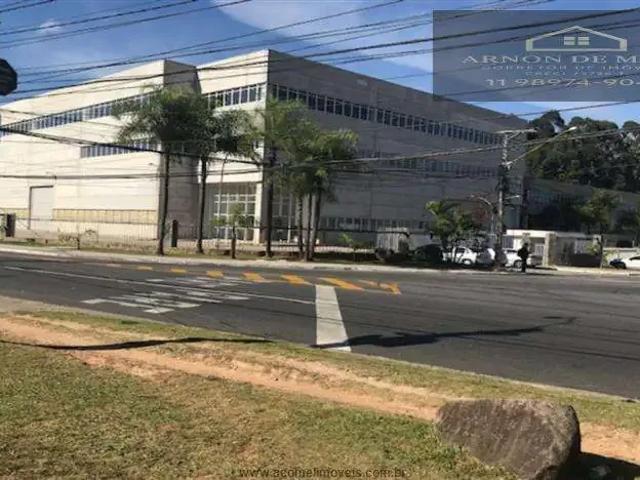 Galpão / Depósito para Locação em Barueri/SP Tamboré