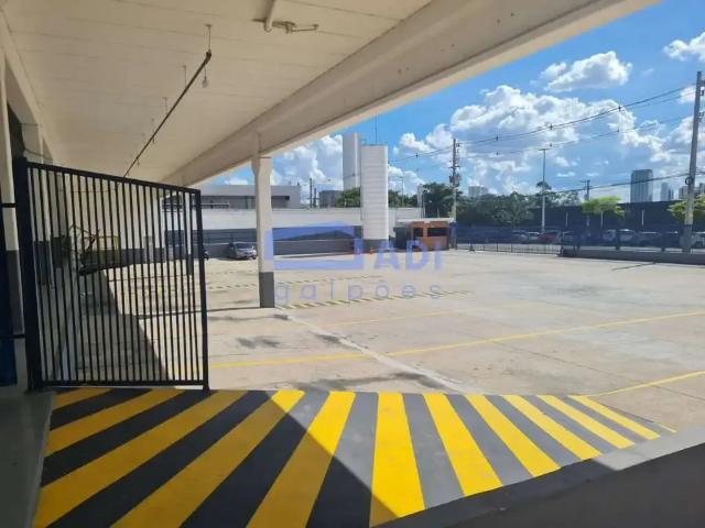 Galpão / Depósito para Locação em Barueri/SP Tamboré