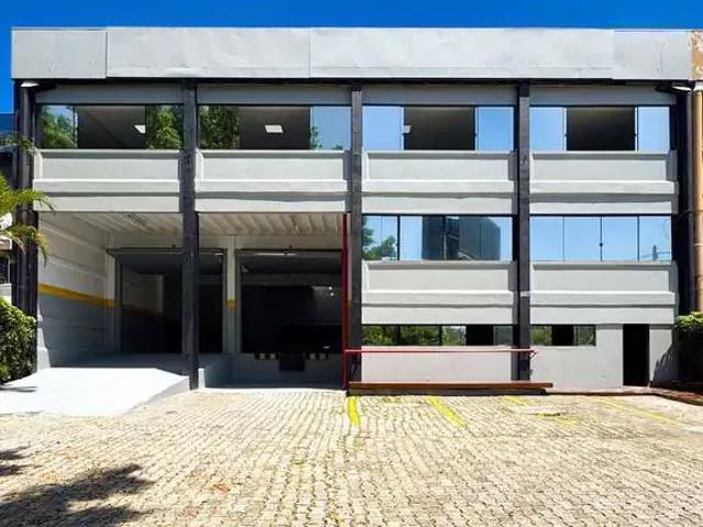 Galpão / Depósito para Locação em Barueri/SP Tamboré