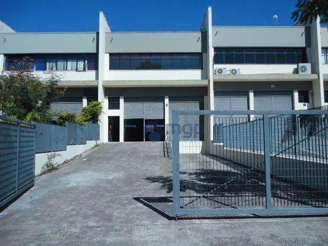 Galpão / Depósito para Locação em Barueri/SP Tamboré