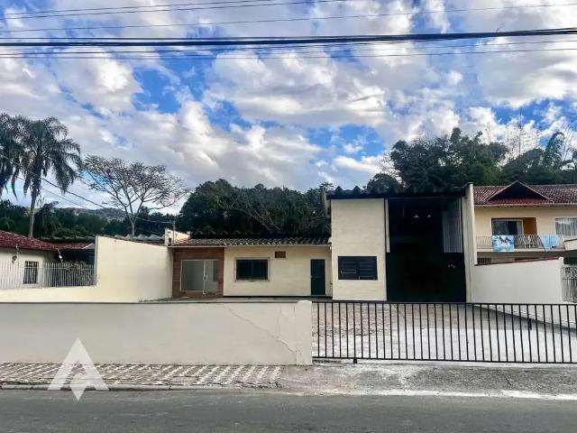 Galpão / Depósito para Locação em Blumenau/SC Velha
