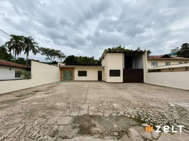 Galpão / Depósito para Locação em Blumenau/SC Velha