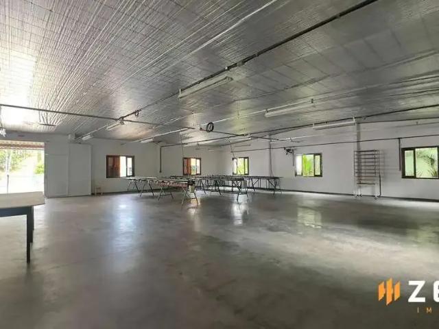 Galpão / Depósito para Locação em Blumenau/SC Salto Weissbach