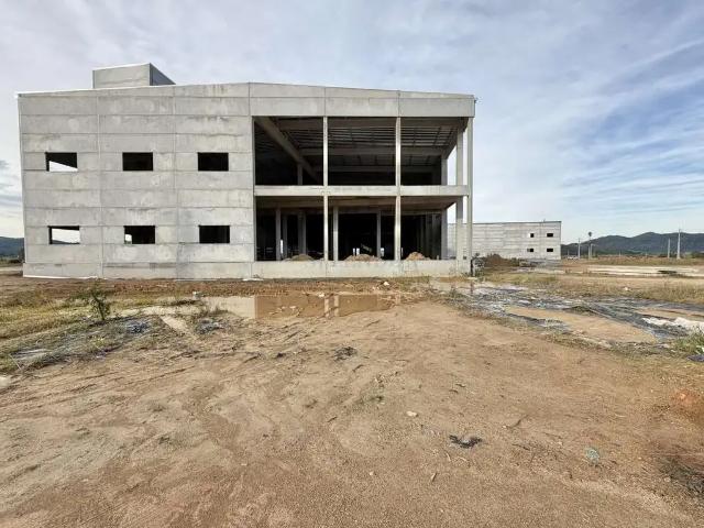 Galpão / Depósito para Locação em Gaspar/SC Santa Terezinha 3 Quartos