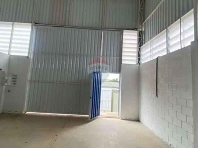 Galpão / Depósito para Locação em Guararema/SP Centro