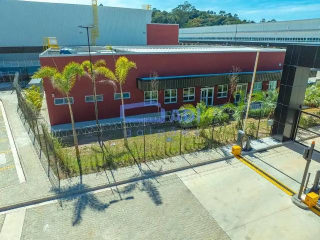 Galpão / Depósito para Locação em Embu das Artes/SP Água Espraiada
