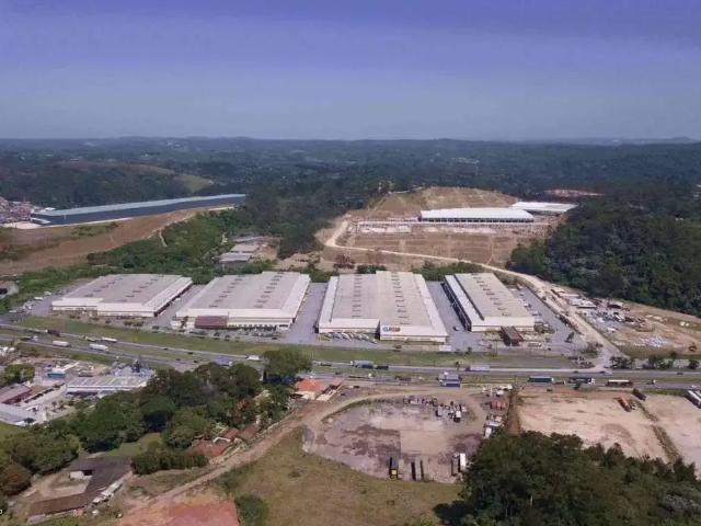 Galpão / Depósito para Locação em Embu das Artes/SP Água Espraiada