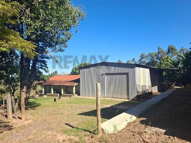 Galpão / Depósito para Locação em Elias Fausto/SP Centro 2 Quartos