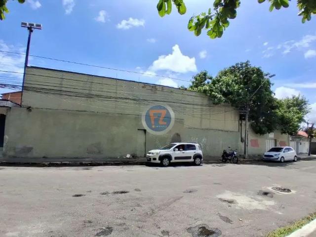 Galpão / Depósito para Locação em Fortaleza/CE Farias Brito