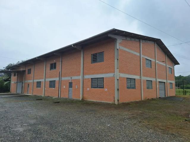 Galpão / Depósito para Locação em Indaial/SC Encano