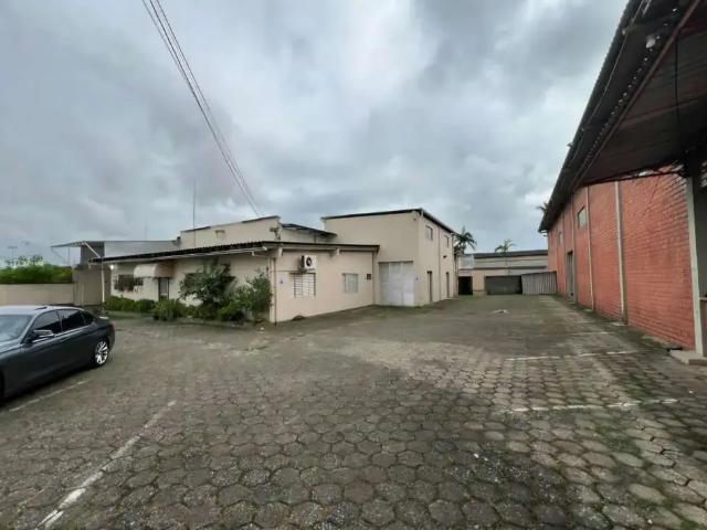Galpão / Depósito para Locação em Itajaí/SC Barra do Rio