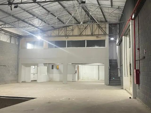 Galpão / Depósito para Locação em Itajaí/SC Santa Regina