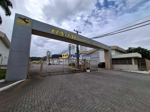Galpão / Depósito para Locação em Itajaí/SC Ressacada