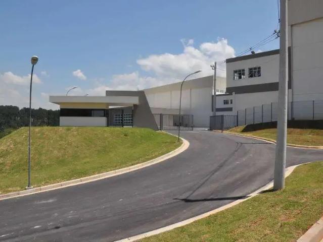 Galpão / Depósito para Locação em Itapevi/SP Itaqui