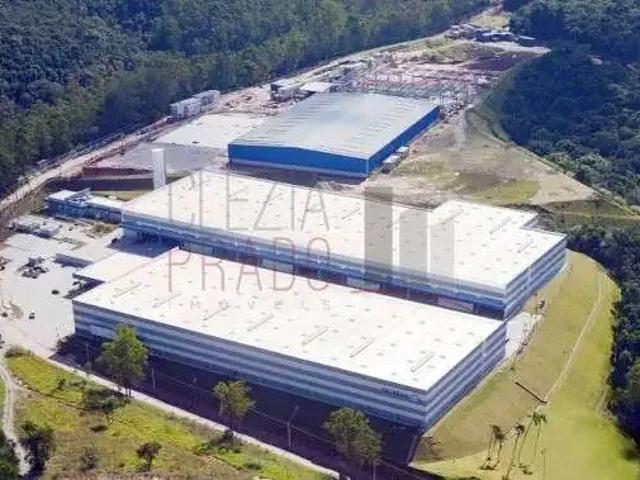 Galpão / Depósito para Locação em Itapecerica da Serra/SP Centro