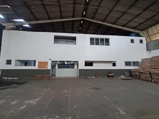 Galpão / Depósito para Locação em Itapecerica da Serra/SP Embu Mirim