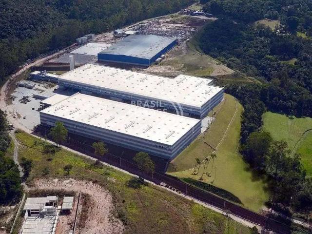 Galpão / Depósito para Locação em Itapecerica da Serra/SP Potuverá
