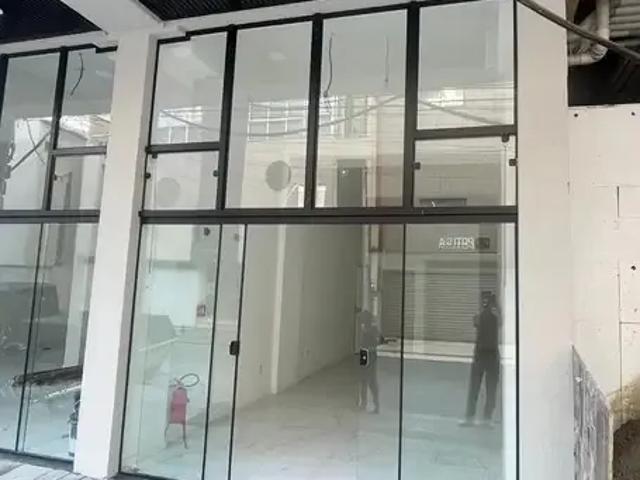 Galpão / Depósito para Locação em Itapema/SC Meia Praia