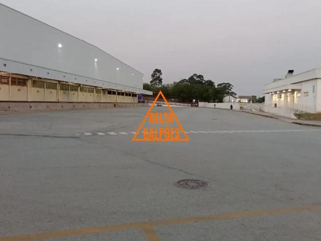 Galpão / Depósito para Locação em Itaquaquecetuba/SP Parque São Pedro 10 Quartos