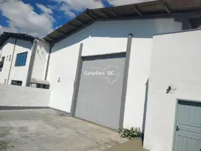 Galpão / Depósito para Locação em Joinville/SC Costa e Silva