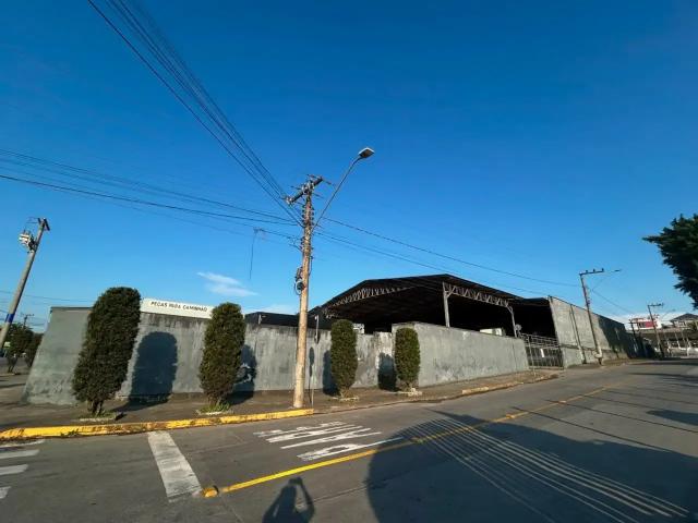 Galpão / Depósito para Locação em Joinville/SC Glória