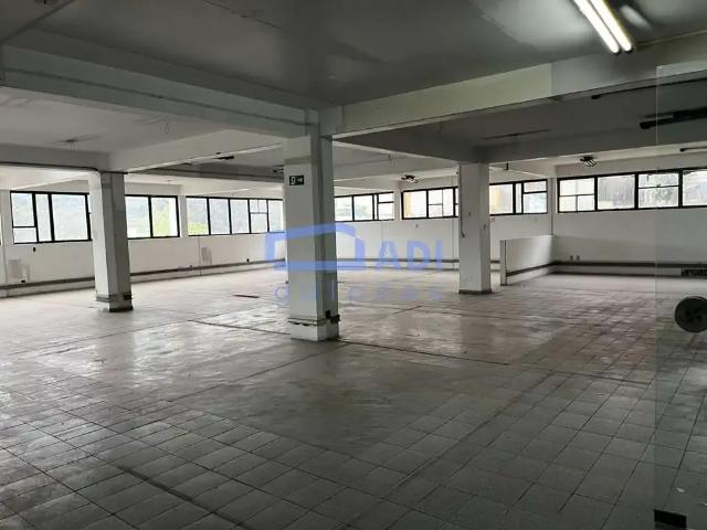 Galpão / Depósito para Locação em Jandira/SP Jardim Alvorada