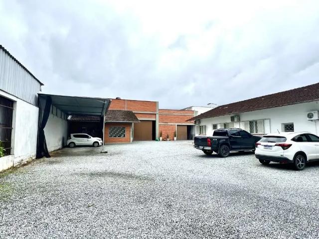Galpão / Depósito para Locação em Jaraguá do Sul/SC Centro